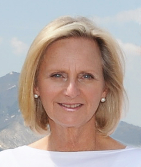 Nancy Bolzle headshot – Junior League of Tulsa